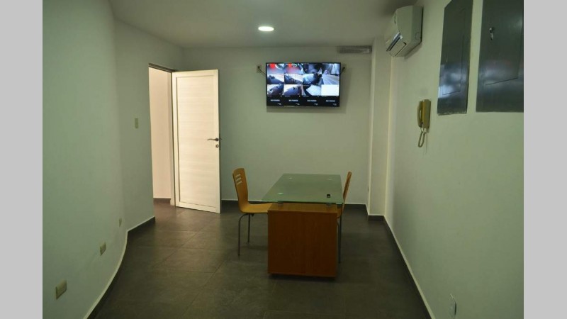 Se Renta Local Comercial en Renta en Plaza 104